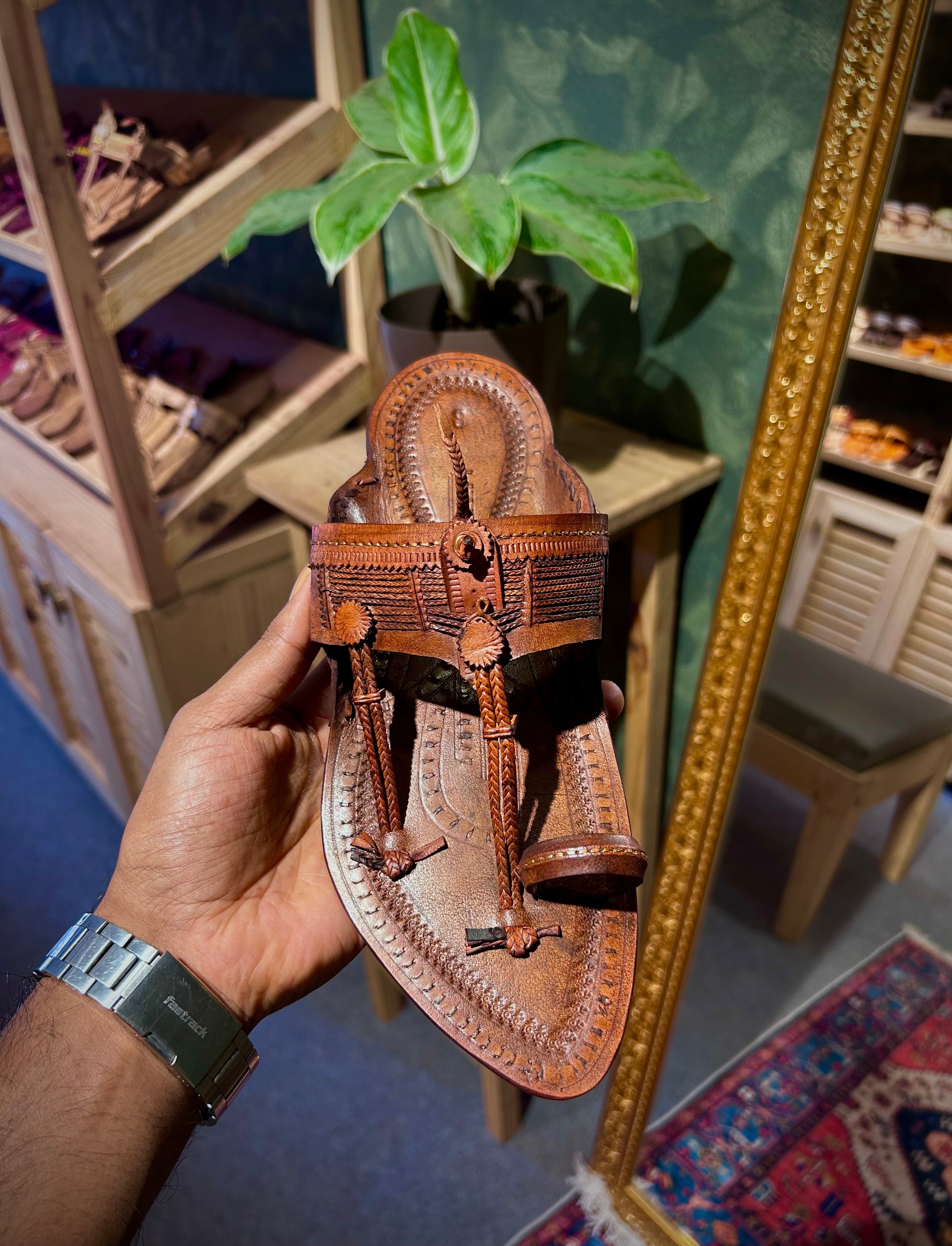 Men’s Kolhapuri Chappals – Handmade Leather Footwear – SHOPKOP